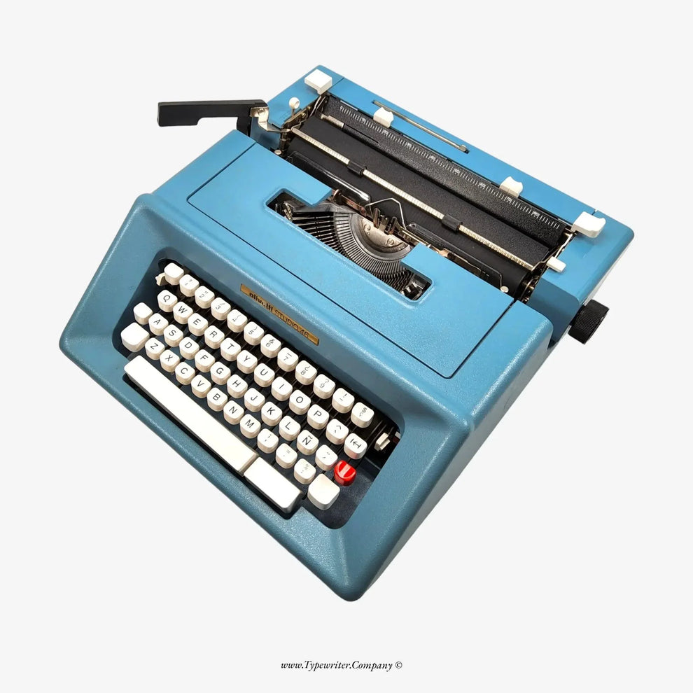 Olivetti Studio 46 Typewriter, Vintage Manual, Refurbished, QWERTY ...